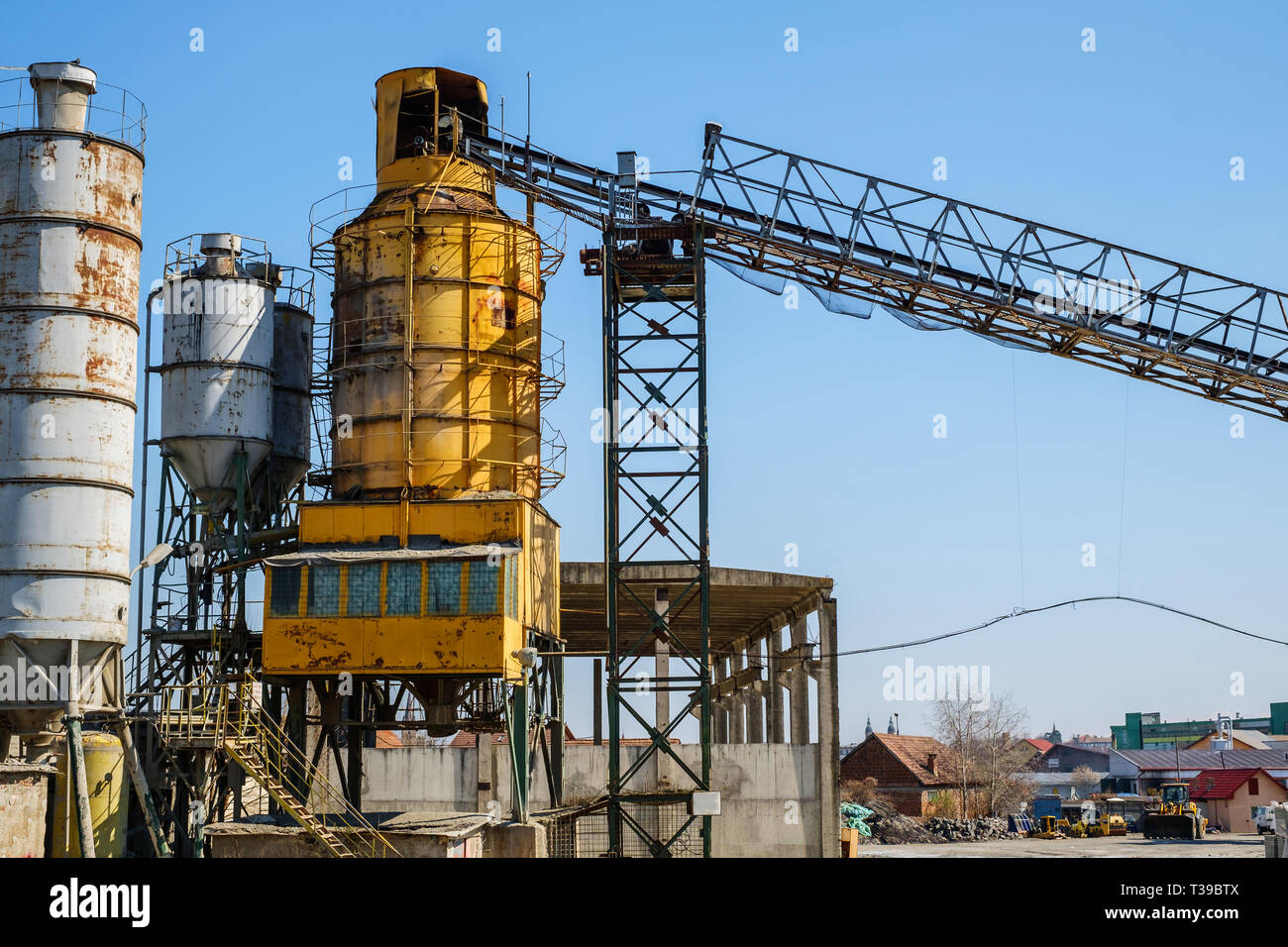 Sand Storage Building Stock Photos & Sand Storage Building Stock Images ...