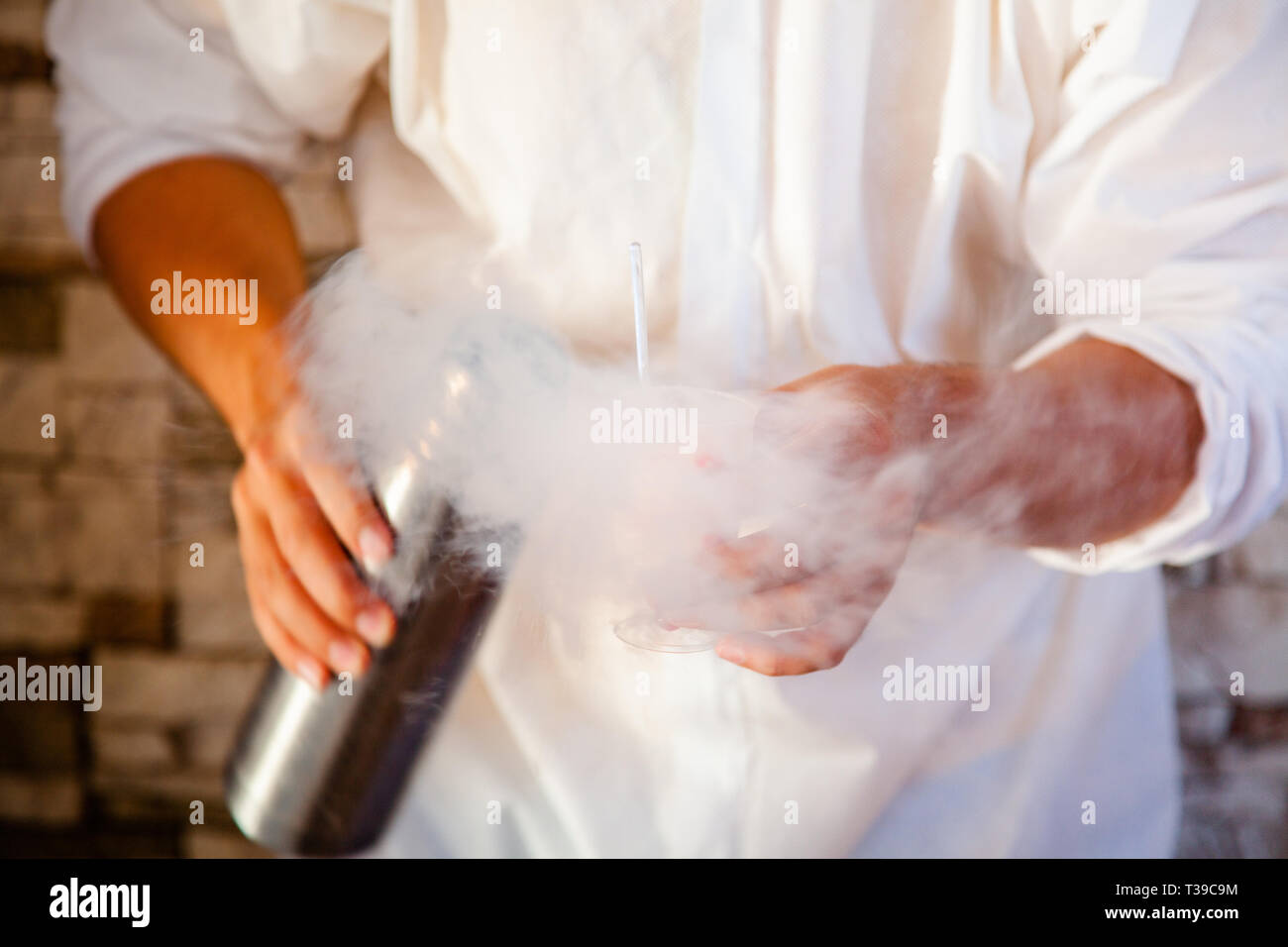 Making ice cream with liquid nitrogen, professional cooking Stock Photo ...