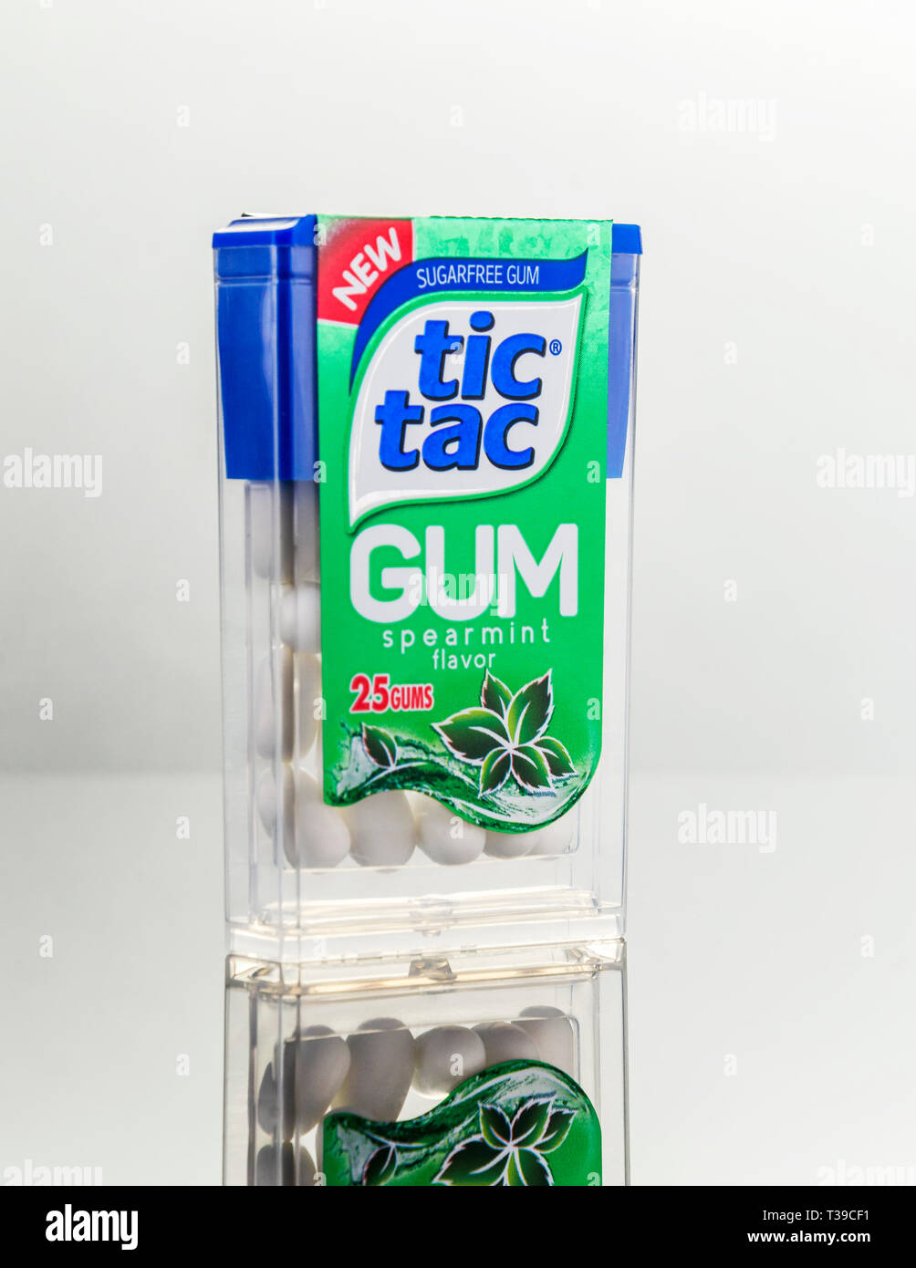 Sugarfree Tic Tac gum isolated on gradient background Stock Photo - Alamy