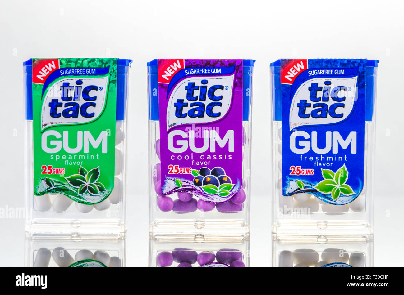 Sugarfree Tic Tac gum isolated on gradient background Stock Photo - Alamy