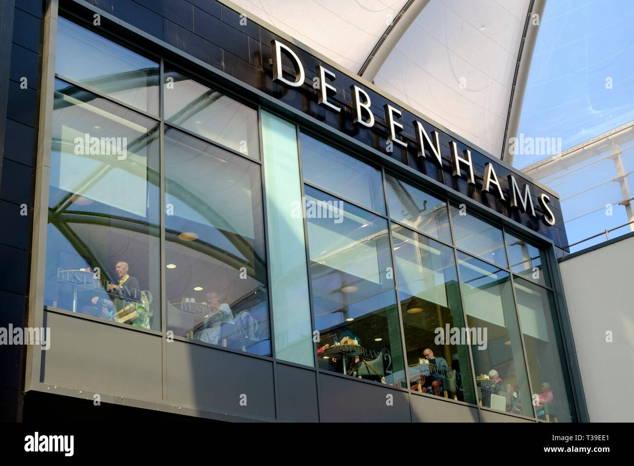Debenhams cafe hi-res stock photography and images - Alamy