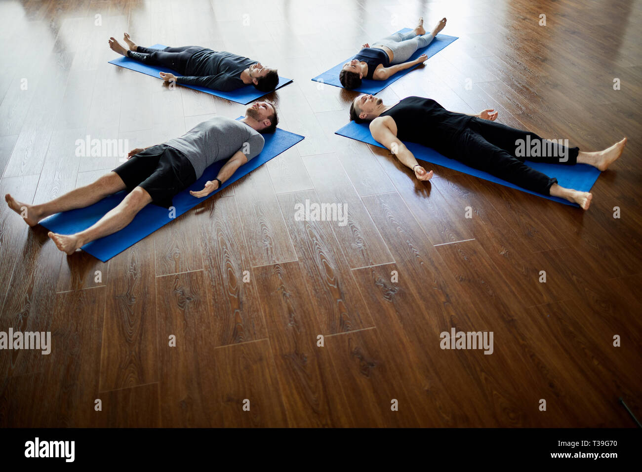 Napping man gym hi-res stock photography and images - Alamy