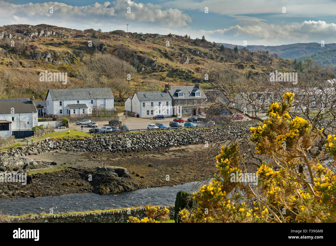 Lochinver scotland houses hi-res stock photography and images - Alamy
