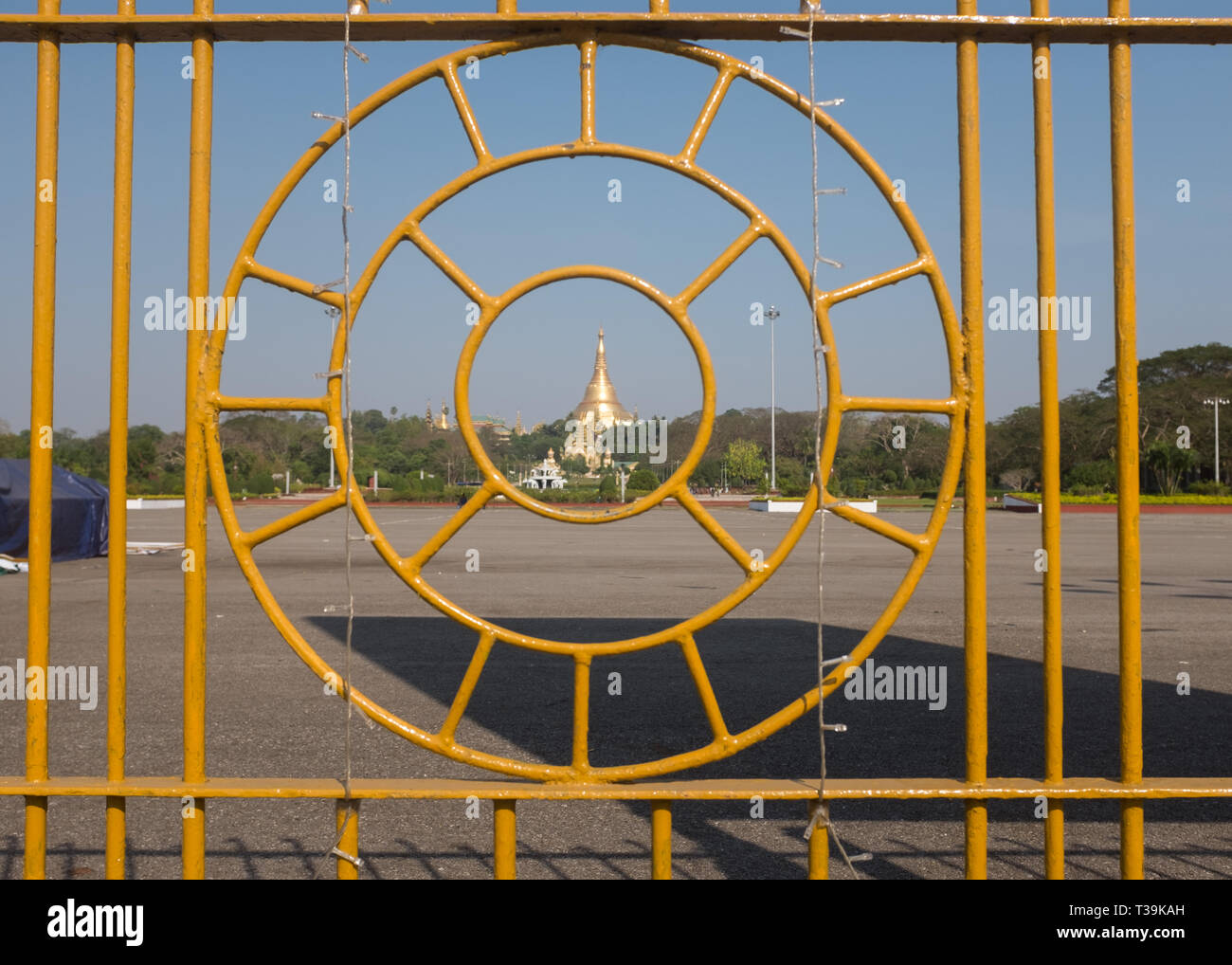 Entrance gate in Pyay Road to the People's Park & People's Square, in ...