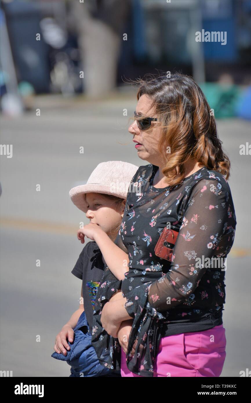 Mum face faces hi-res stock photography and images - Alamy