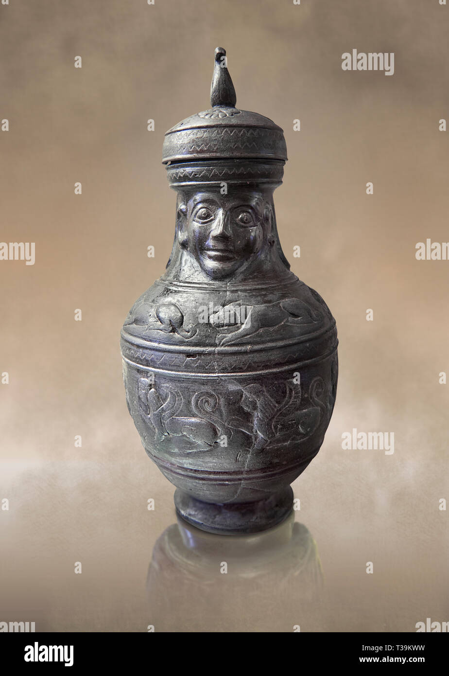 Etruscan style pot hi-res stock photography and images - Alamy