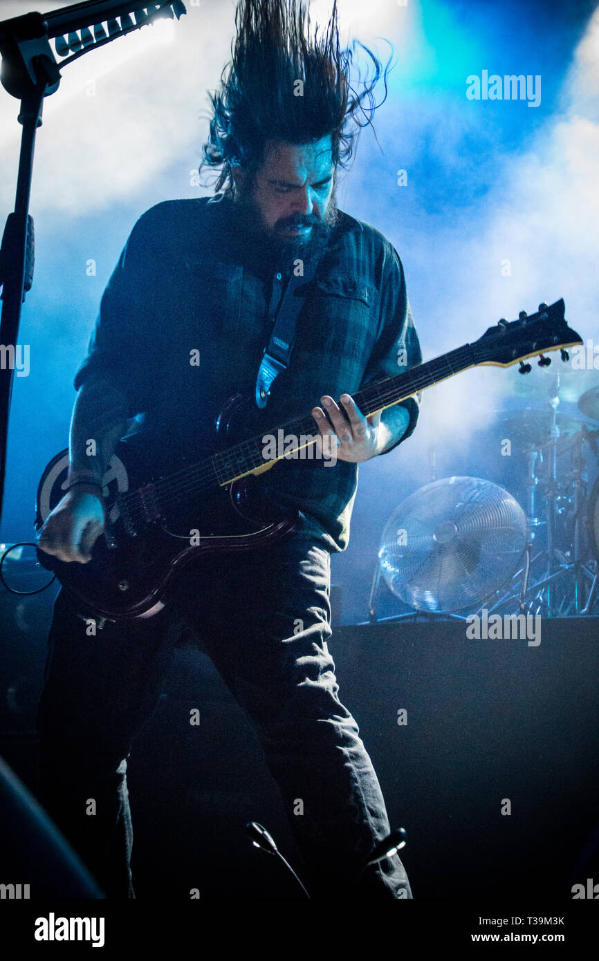 Seether bassist hi-res stock photography and images - Alamy