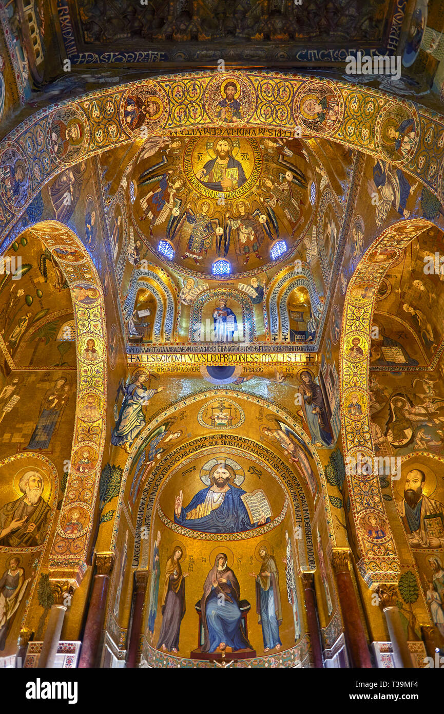 Interior altar byzantine hi-res stock photography and images - Alamy