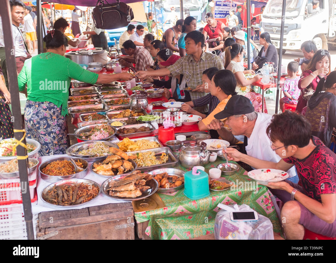 street food in downtown Yangon(Rangoon) , Myanmar (Burma Stock Photo ...