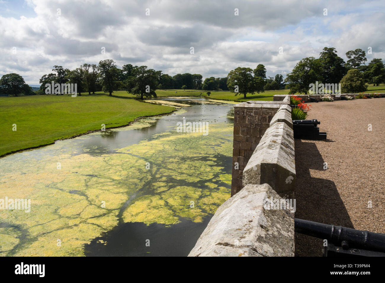 Raby castle hi-res stock photography and images - Alamy