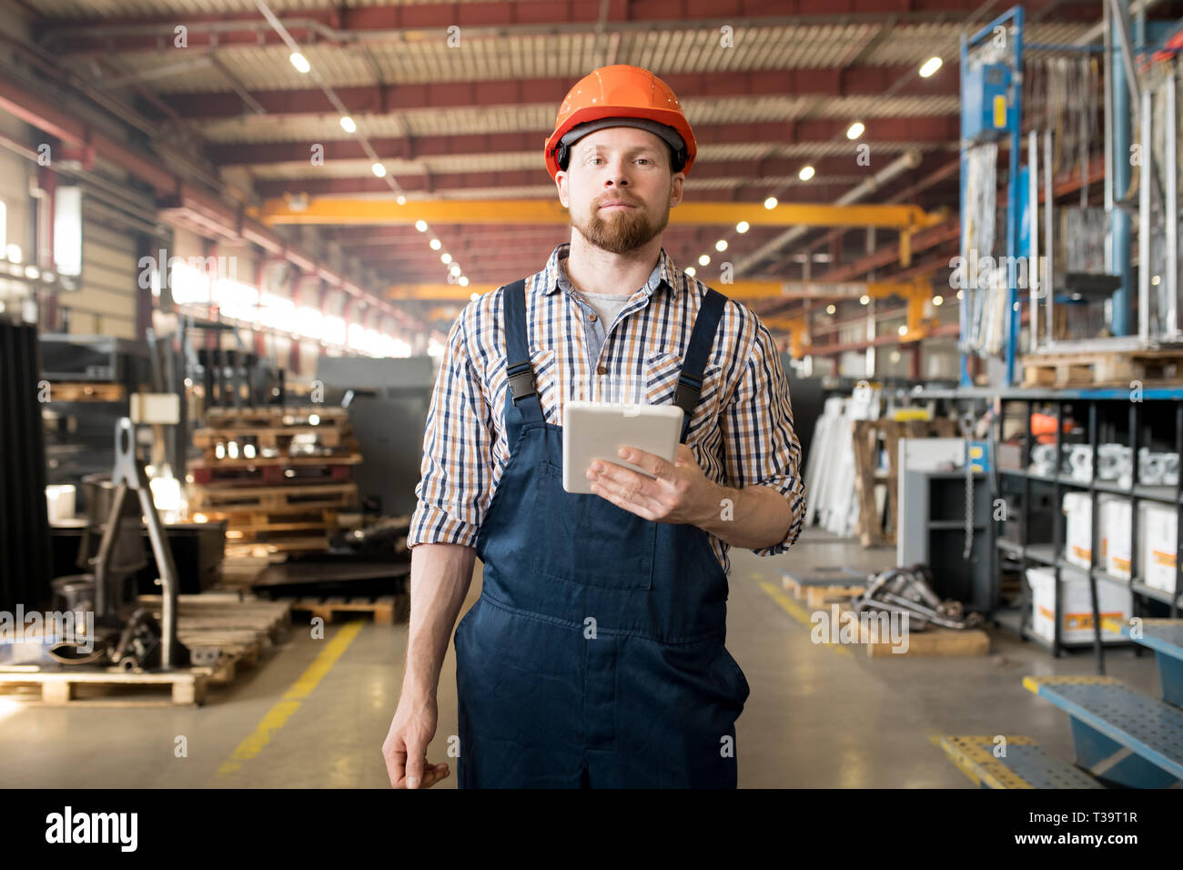 Engineer in factory Stock Photo - Alamy