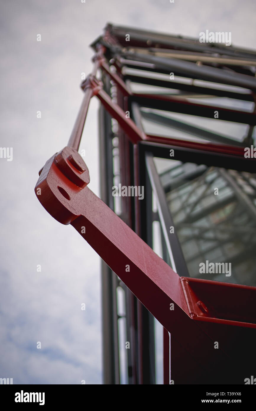 Tie structural connection building hi-res stock photography and images ...