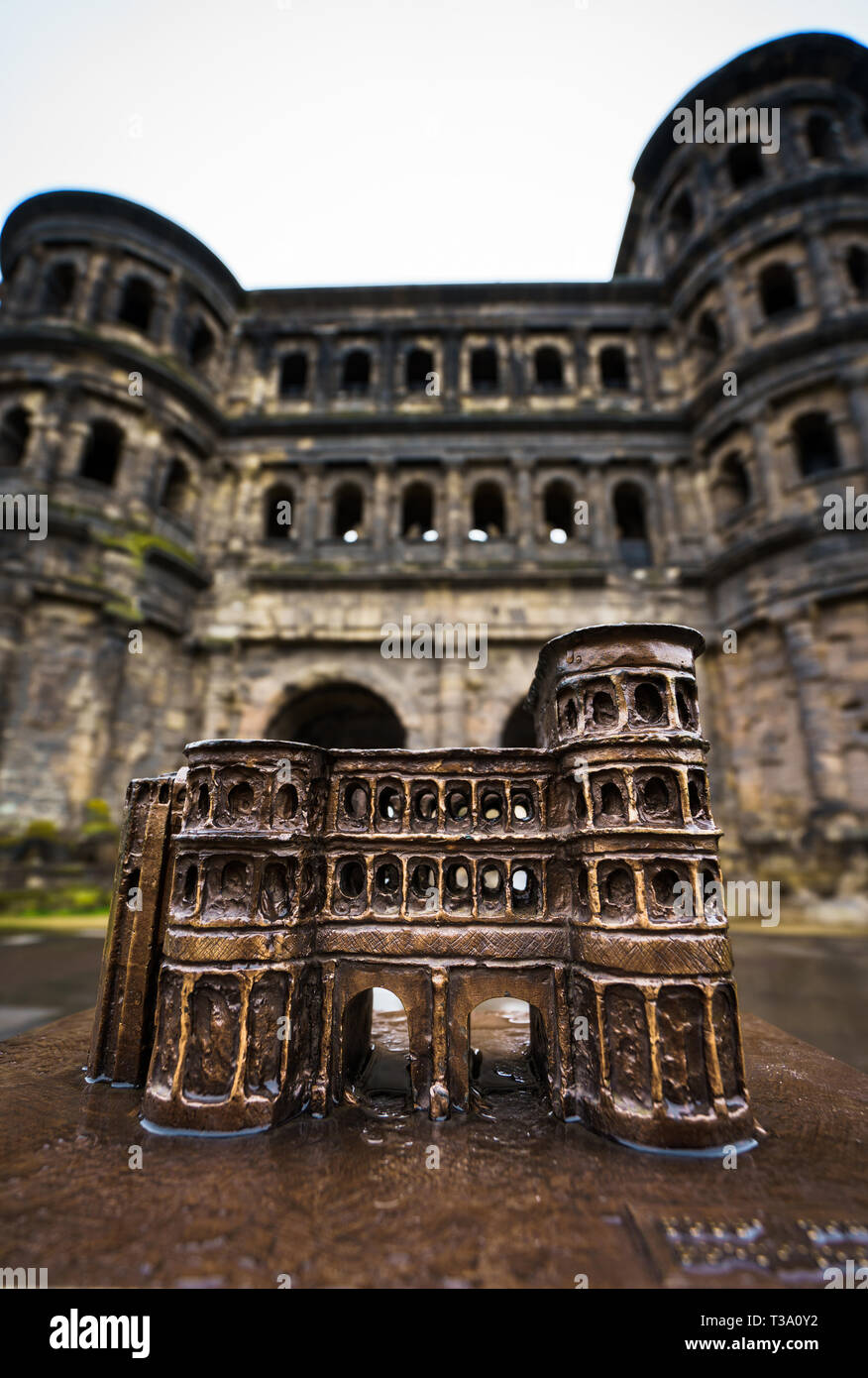 Porta_nigra hi-res stock photography and images - Alamy