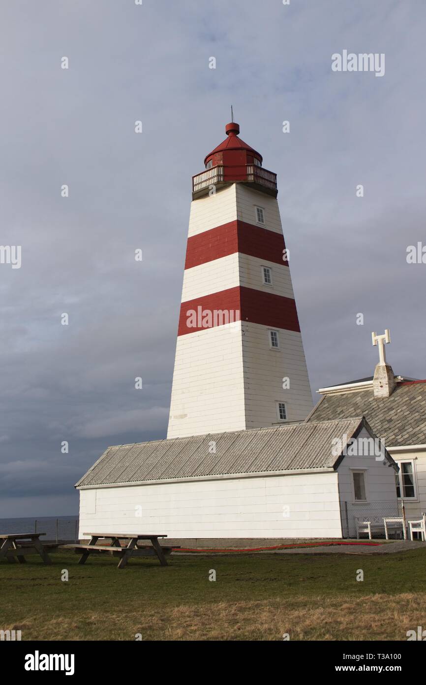 Alnes fyr hi-res stock photography and images - Alamy