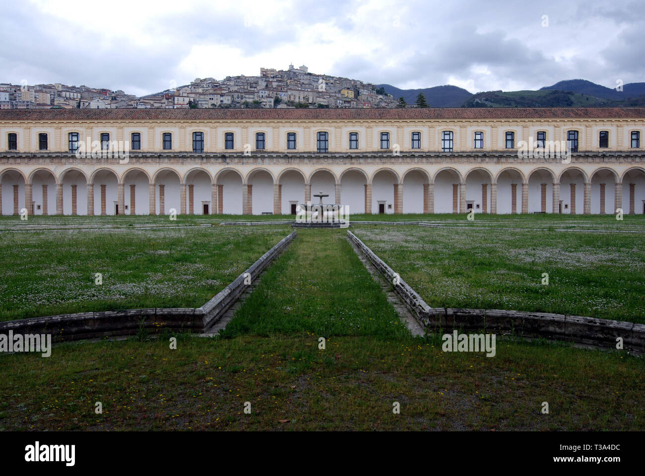 Important architectural monument hi-res stock photography and images ...