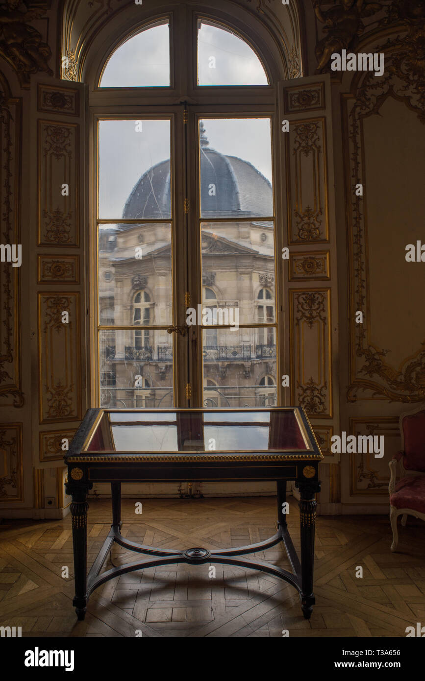 Versailles palace paris window hi-res stock photography and images - Alamy