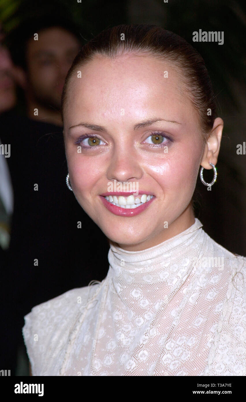 Christina ricci 2001 hi-res stock photography and images - Alamy