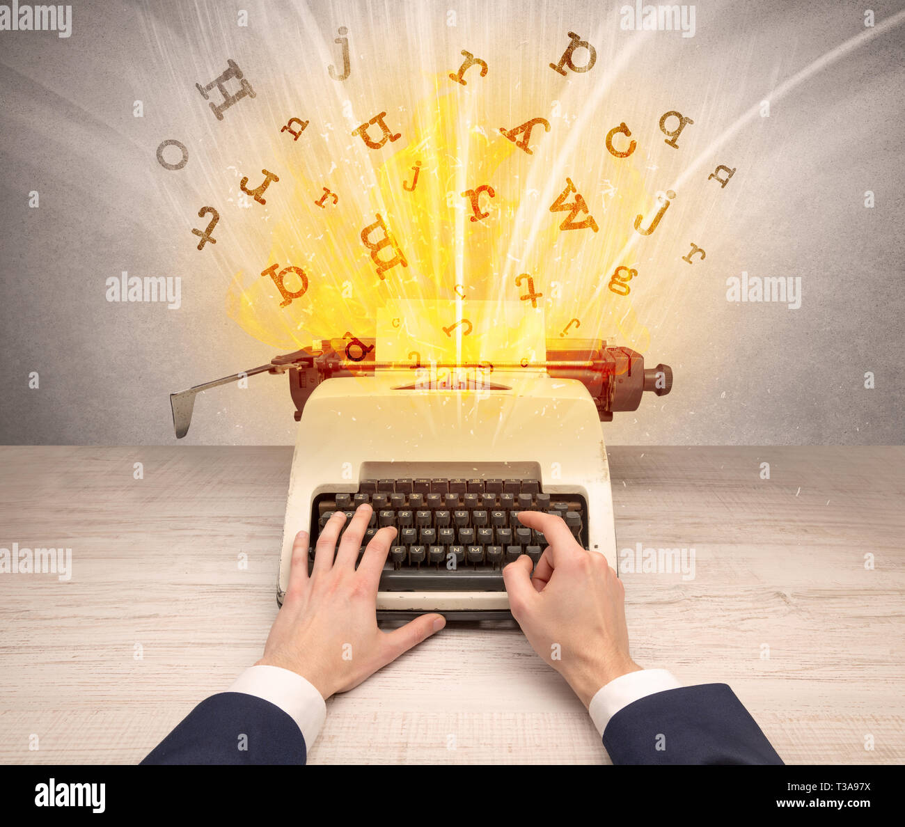 Person typing a letter typewriter hi-res stock photography and images ...