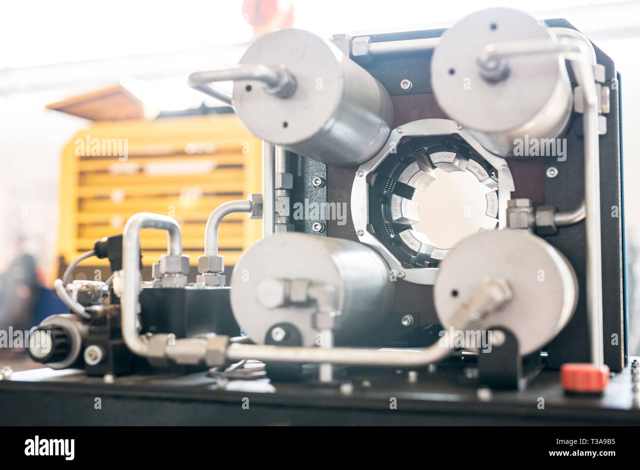 Industrial factory workshop hi-res stock photography and images - Alamy