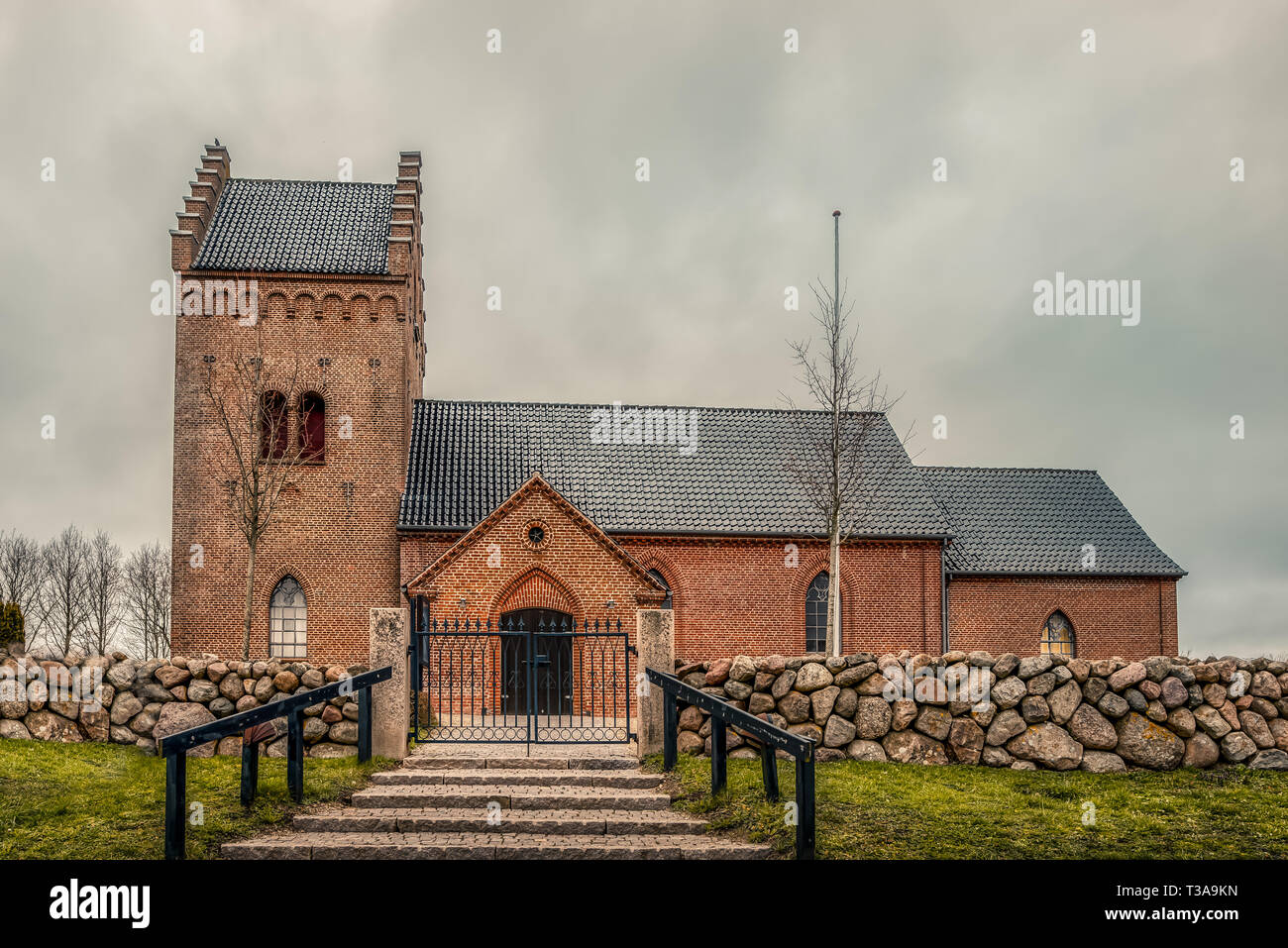 Church made of bricks hi-res stock photography and images - Alamy