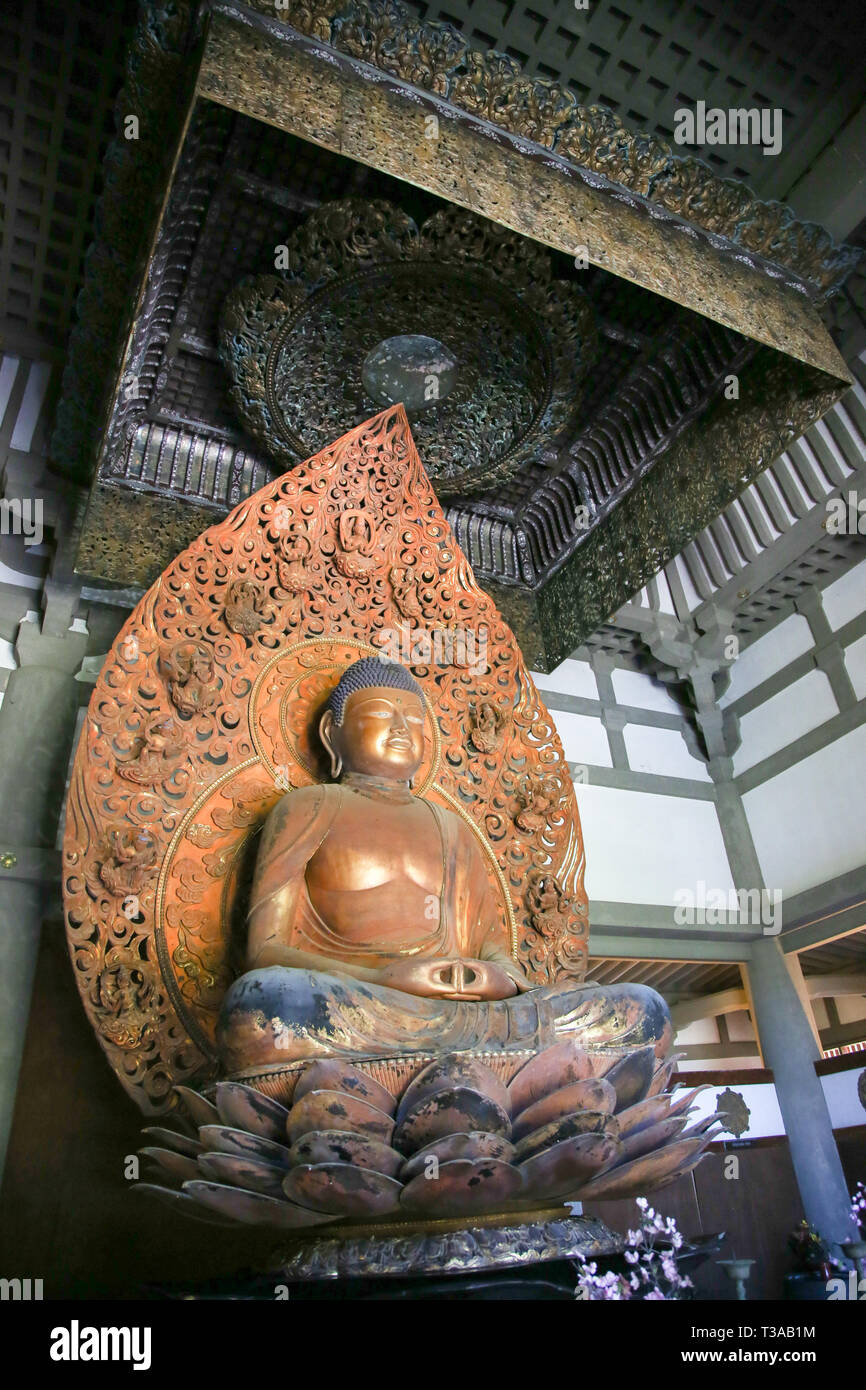 Byodo-In Temple at Valley of the Temples, Oahu, Hawaii Stock Photo - Alamy