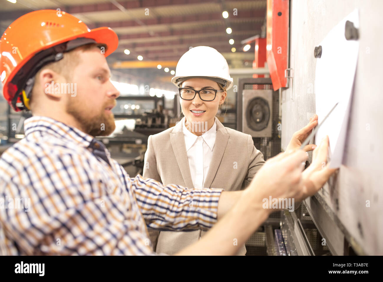 Engineer whiteboard hi-res stock photography and images - Alamy