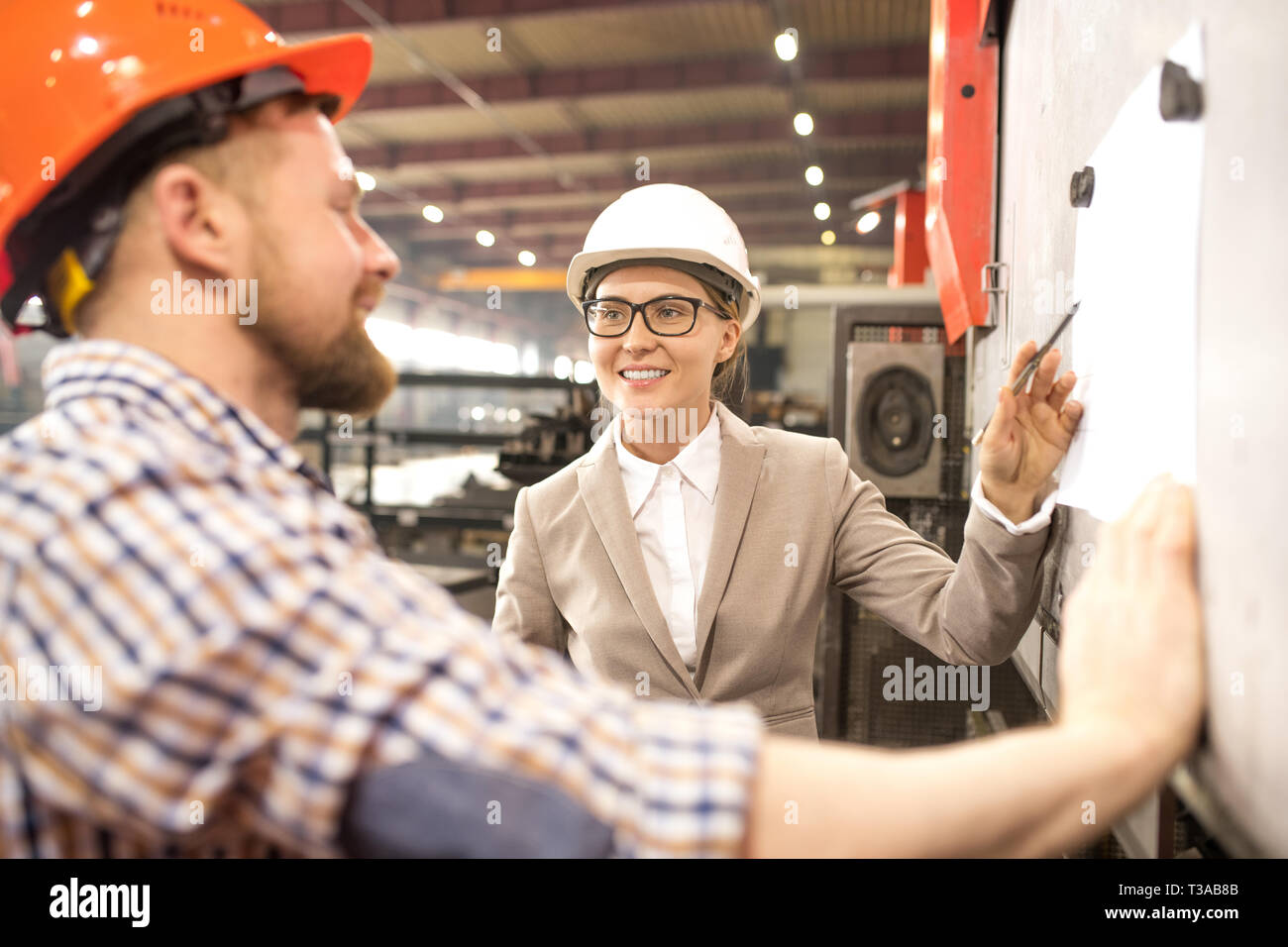 Engineer whiteboard hi-res stock photography and images - Alamy