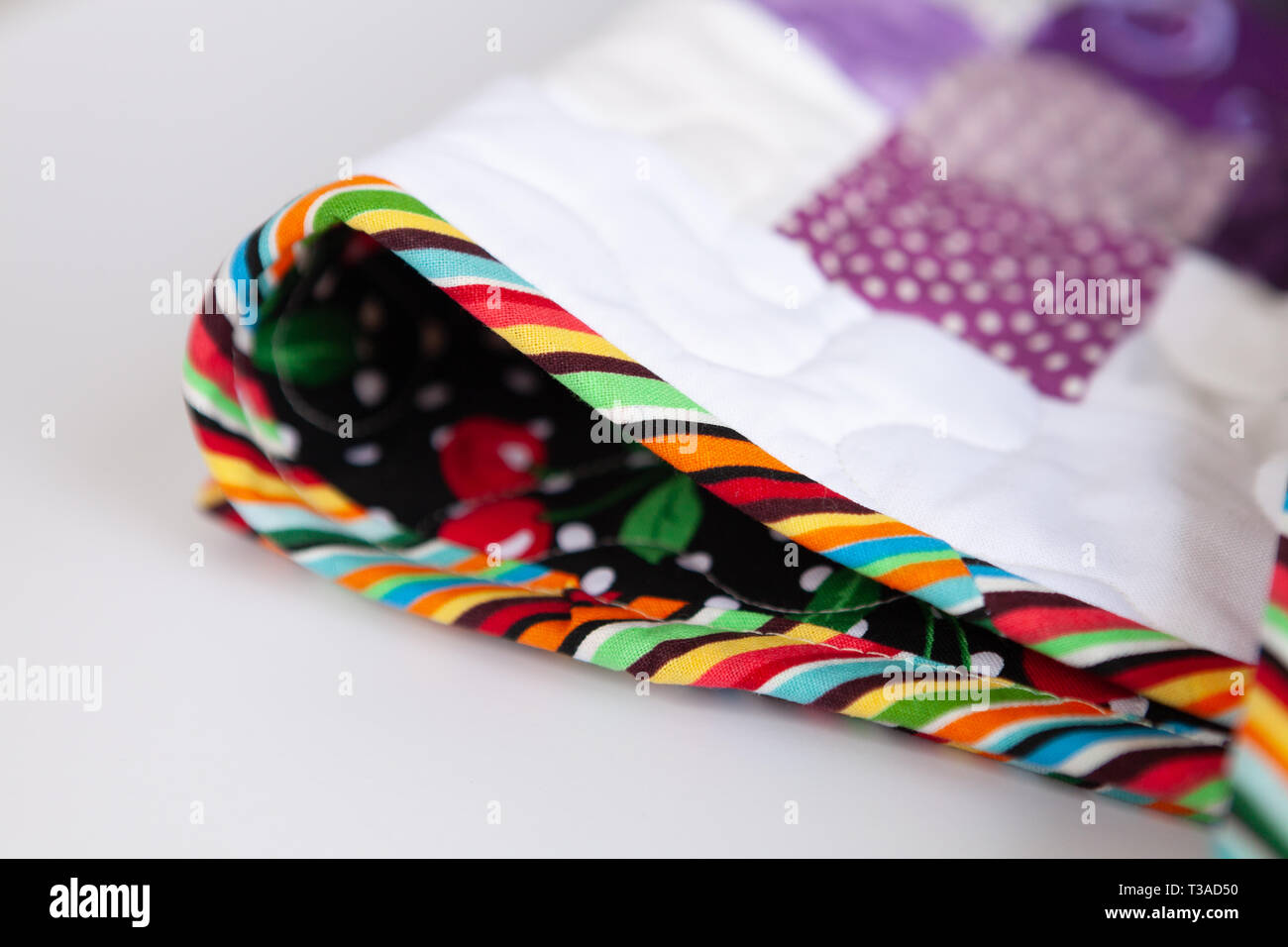 Bias binding hi-res stock photography and images - Alamy