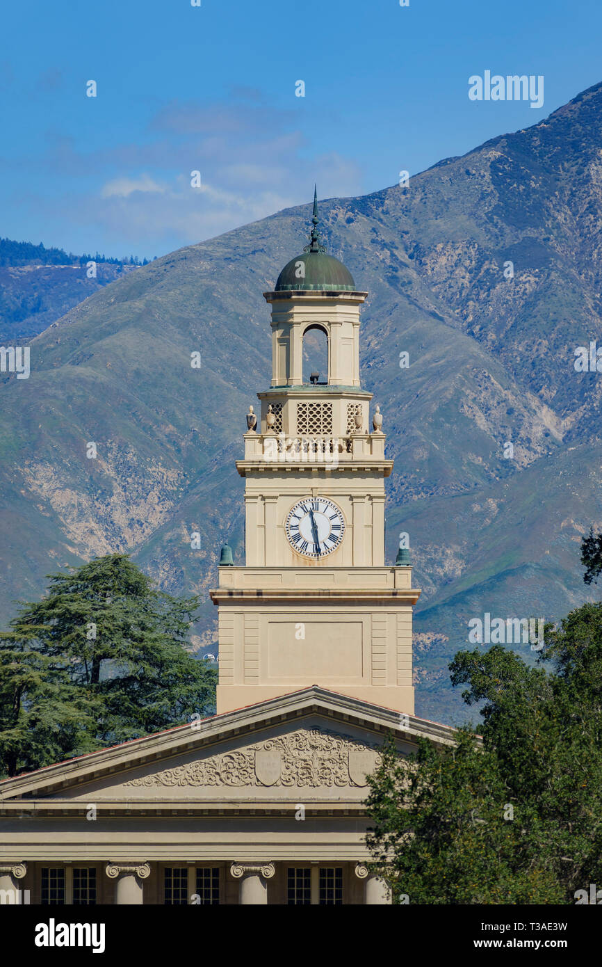 Chapel clock hi-res stock photography and images - Alamy