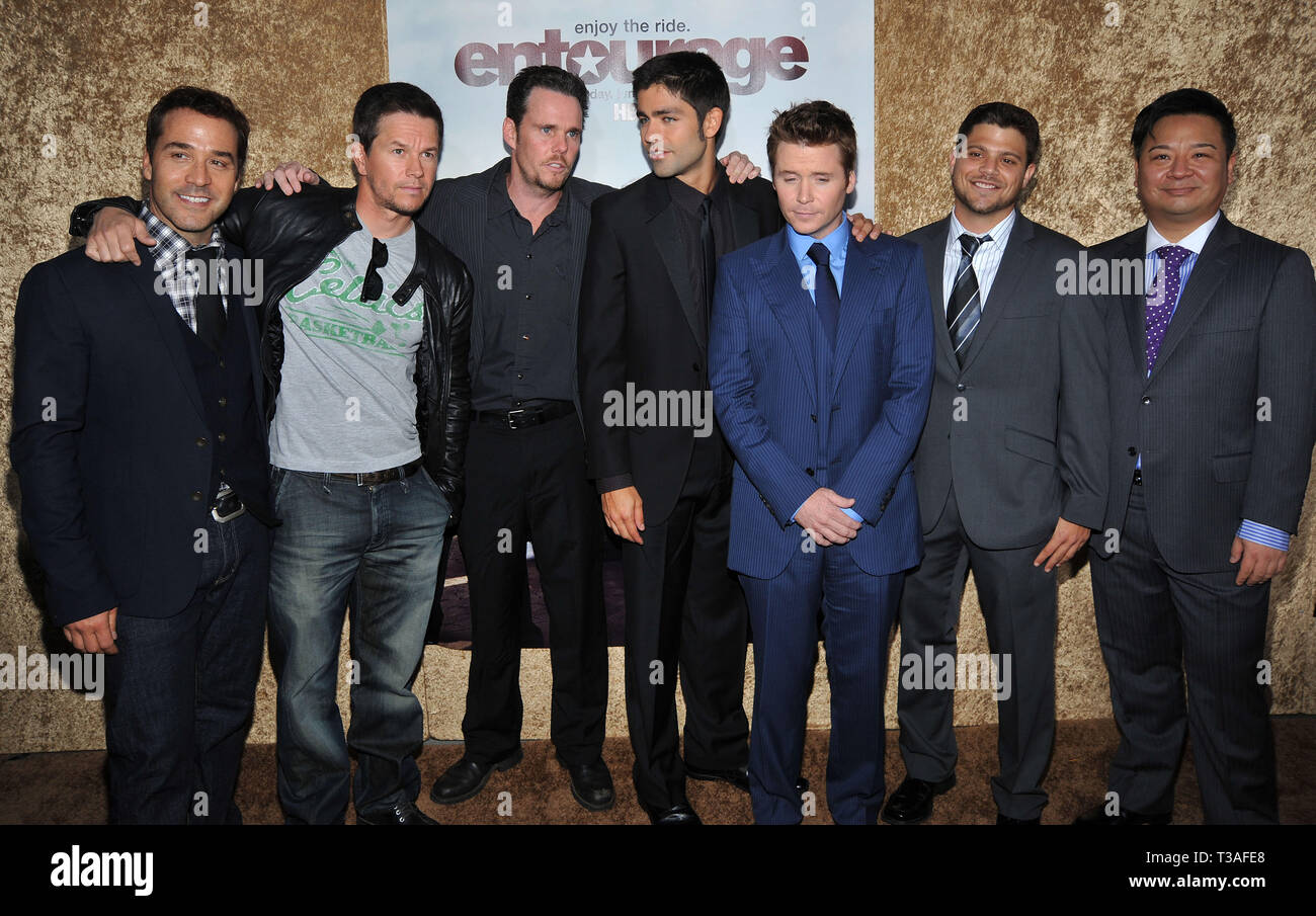 Entourage cast Men - Entourage Premiere at the Paramount Theatre In Los ...