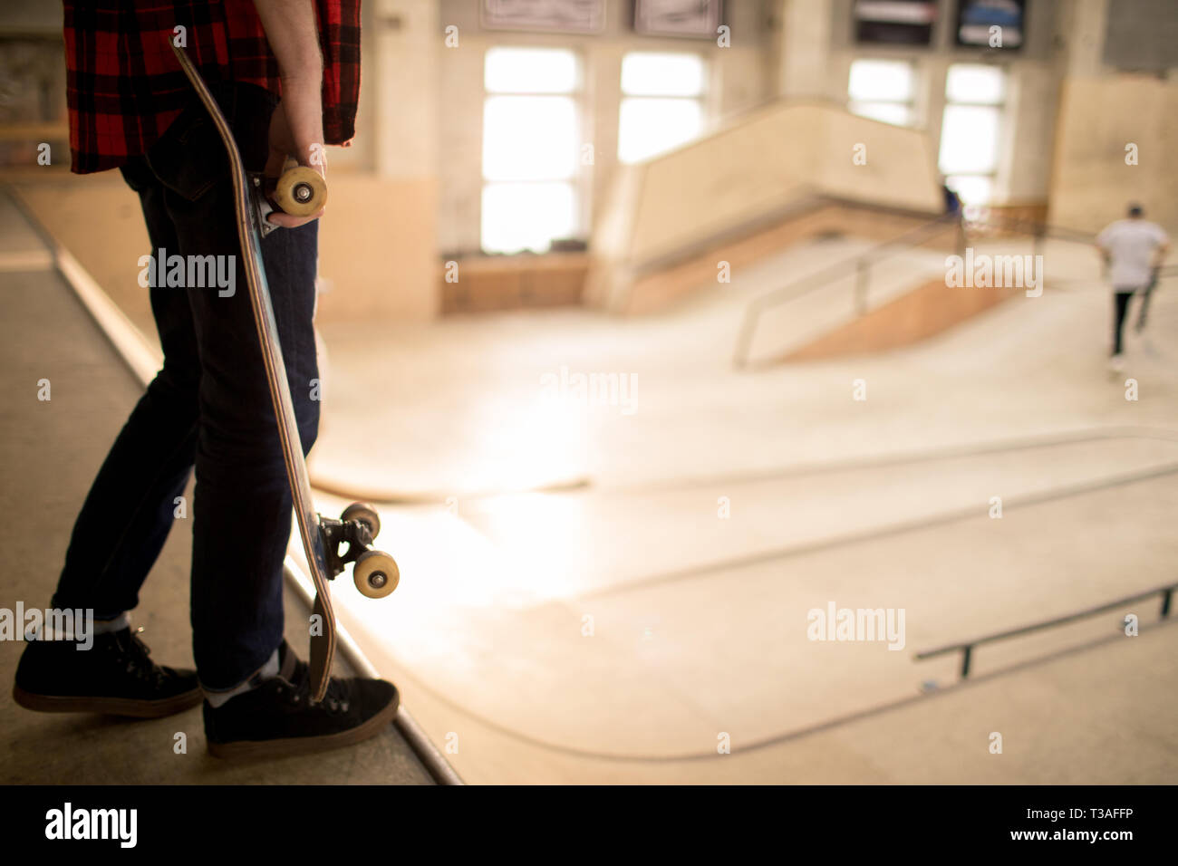 Boy skating on ramp hi-res stock photography and images - Alamy