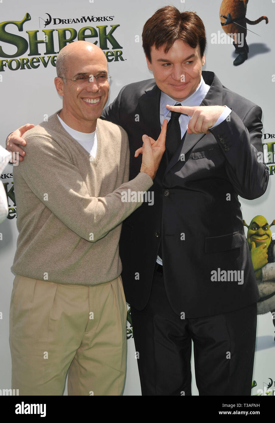 Jeffrey Katzenberg Mike Myers 43 - Shrek Forever After Premiere at the ...