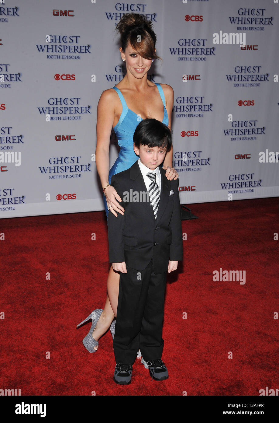 Jennifer Love Hewitt + Connor Gibbs 21 - Ghost Whisperer 100th Episode ...
