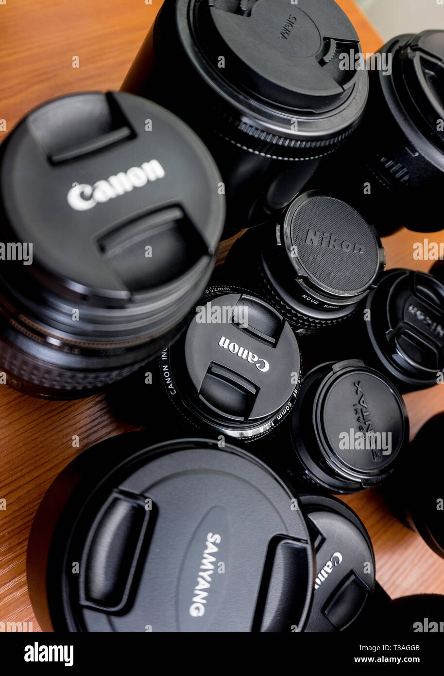Optical lenses hi-res stock photography and images - Alamy