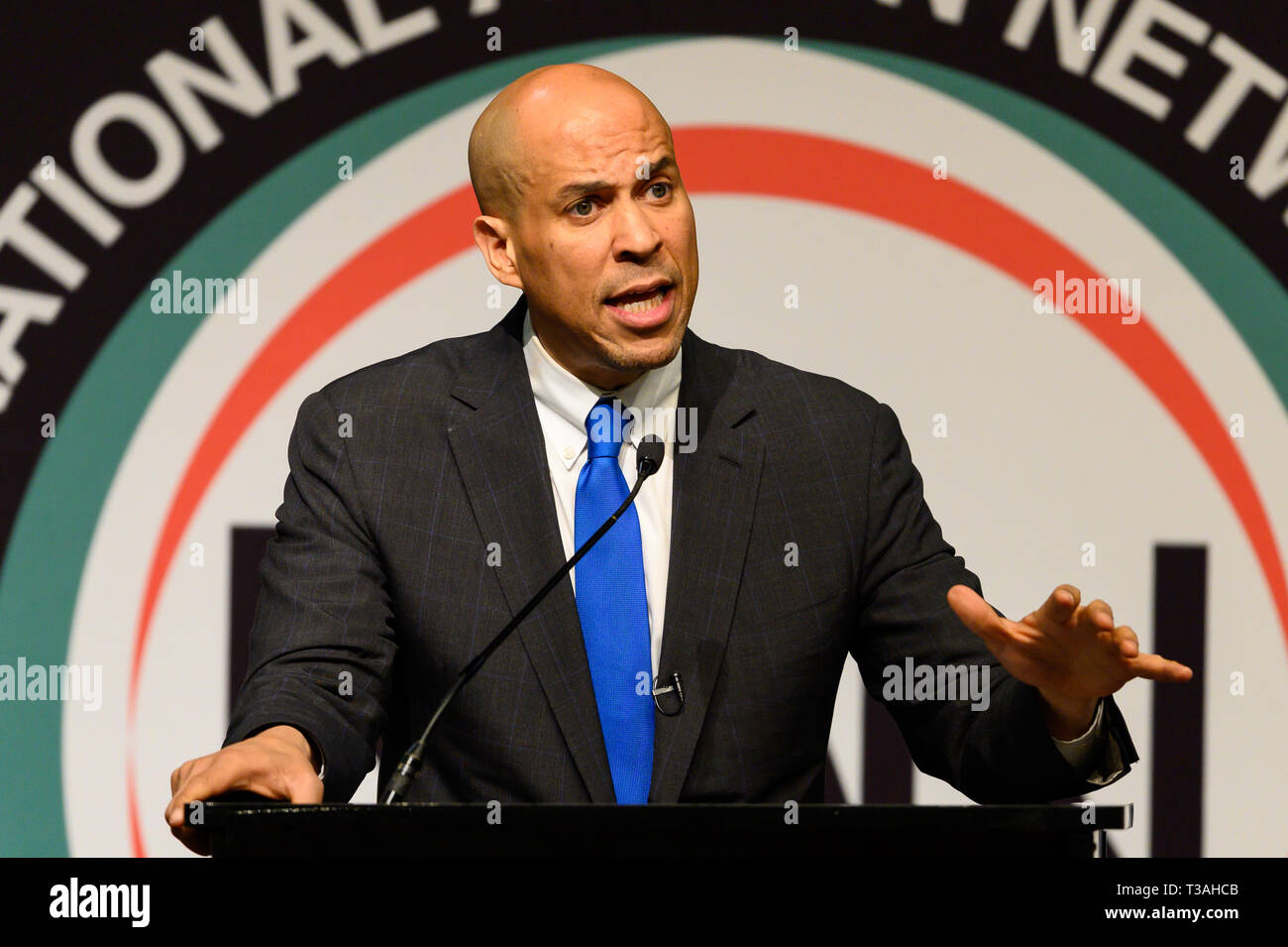 Cory booker hi-res stock photography and images - Alamy