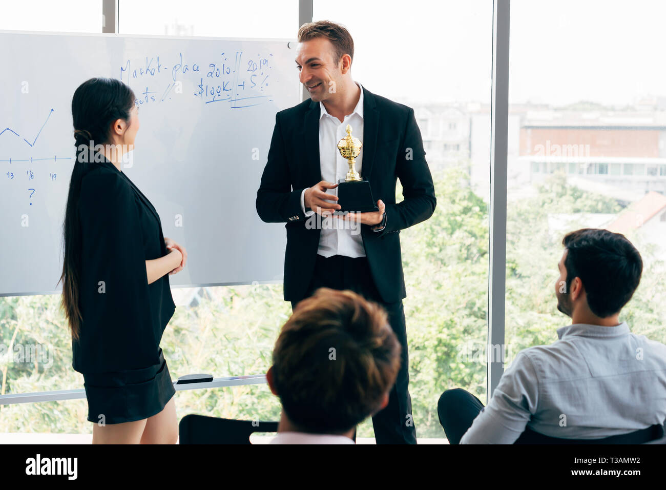 Employee praise hi-res stock photography and images - Alamy