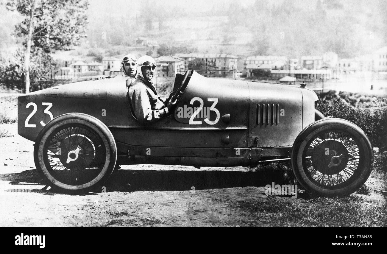 Sports car racing racing cars Black and White Stock Photos & Images - Alamy