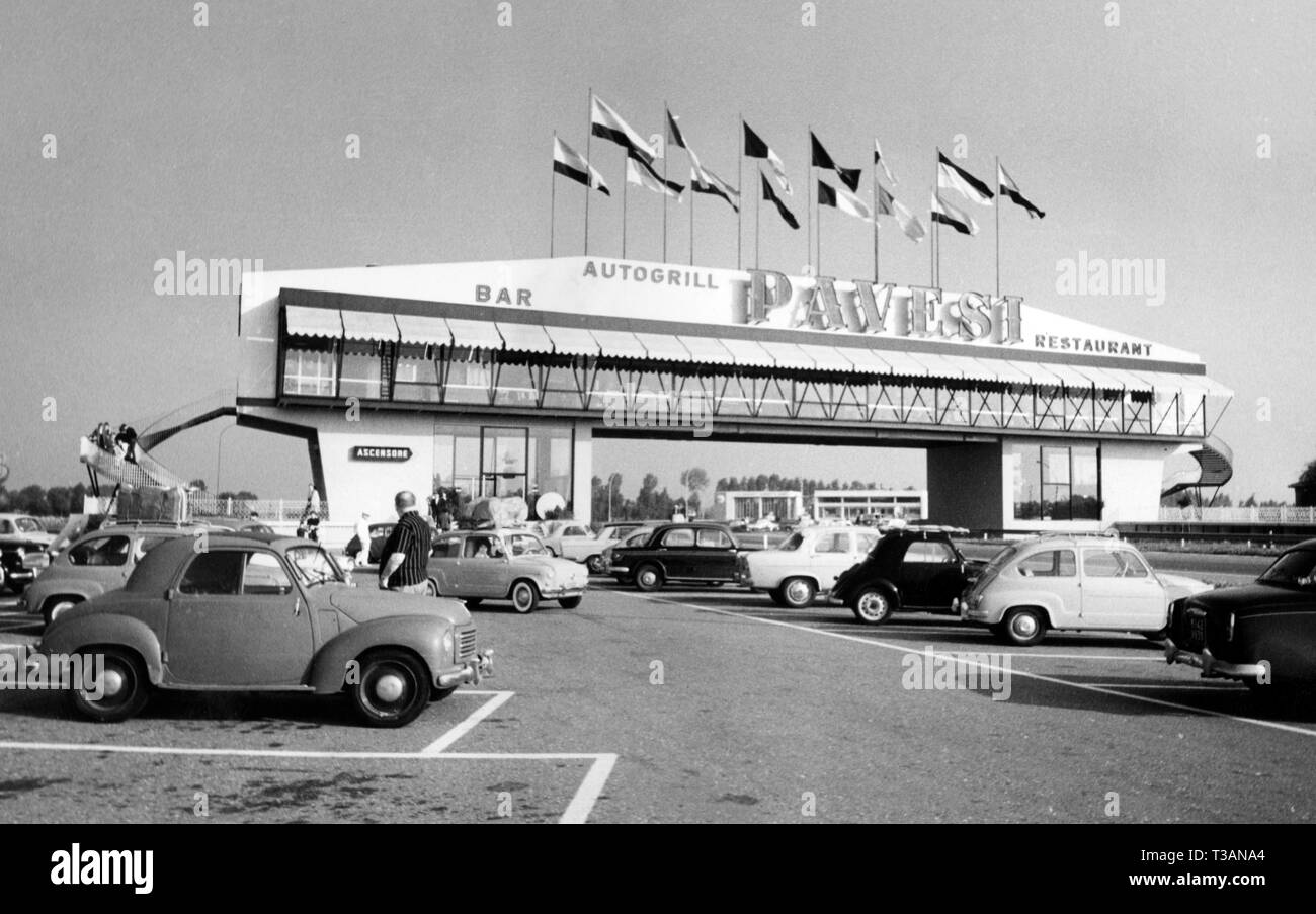 pavesi motorway restaurant, fiorenzuola, italy Stock Photo - Alamy