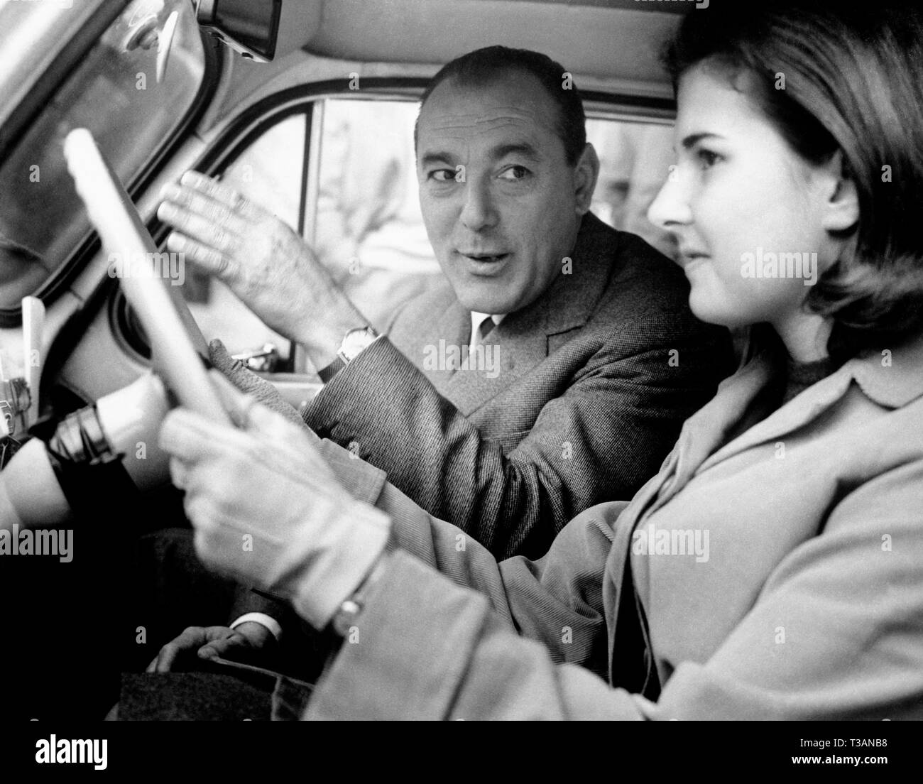 Driving school cars hi-res stock photography and images - Alamy