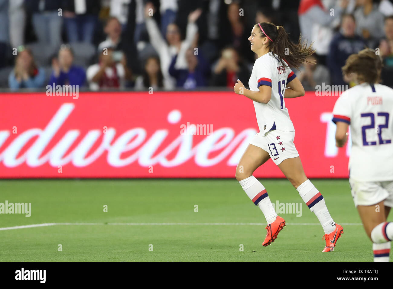 Alex morgan goal celebration hi-res stock photography and images - Alamy
