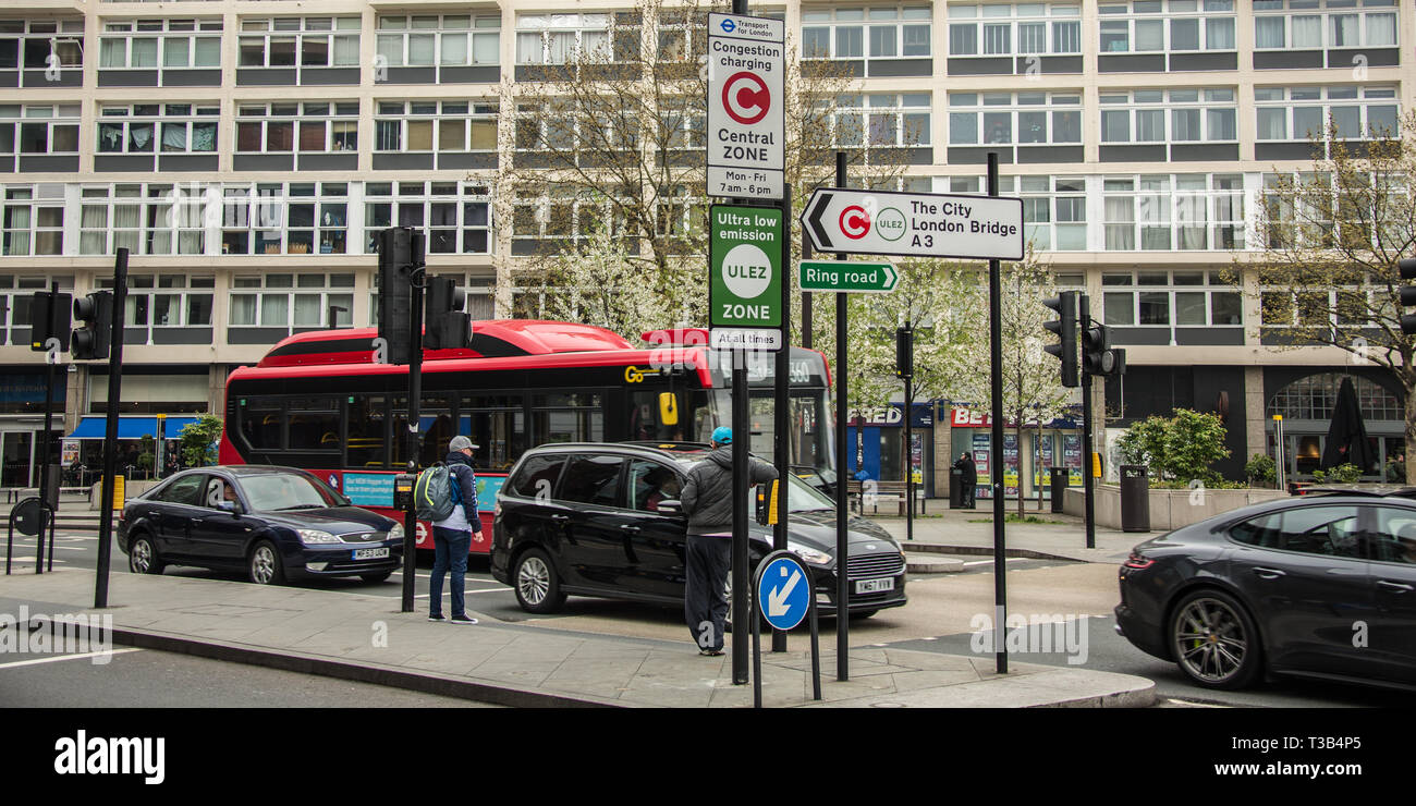 Congestion charge road signs in hi-res stock photography and images - Alamy