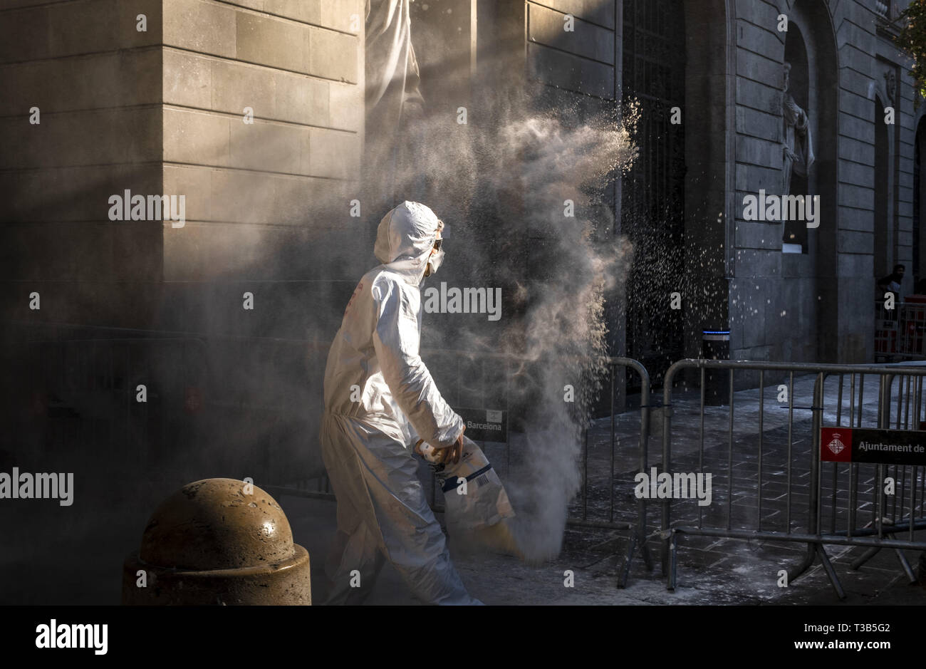 Underground asbestos hi-res stock photography and images - Alamy