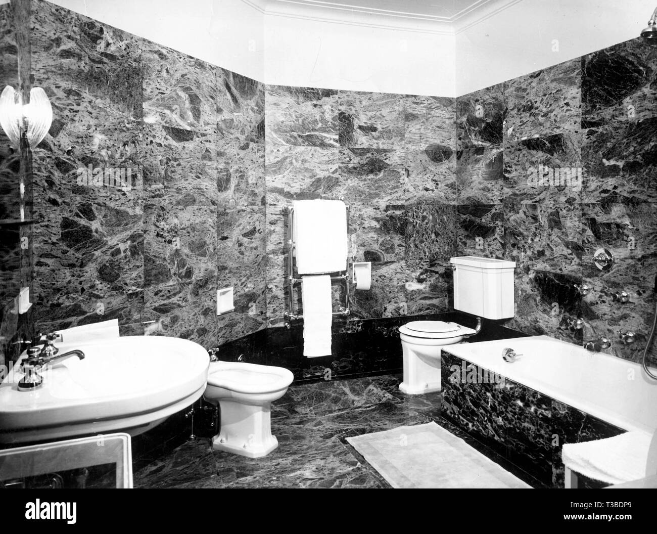 Luxurious hotel hotels Black and White Stock Photos & Images - Alamy