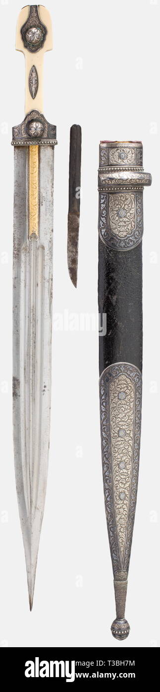 Three edged blade hi-res stock photography and images - Alamy