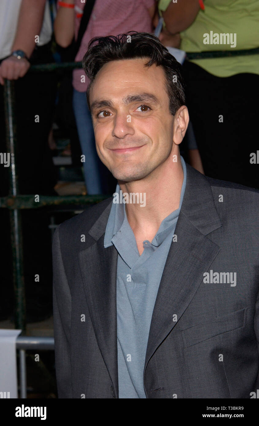LOS ANGELES, CA. July 17, 2001: Actor HANK AZARIA at the world premiere ...