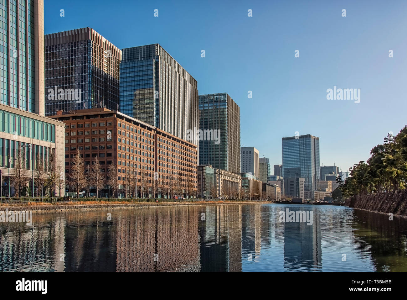 Tokyo japan skyline city hi-res stock photography and images - Alamy