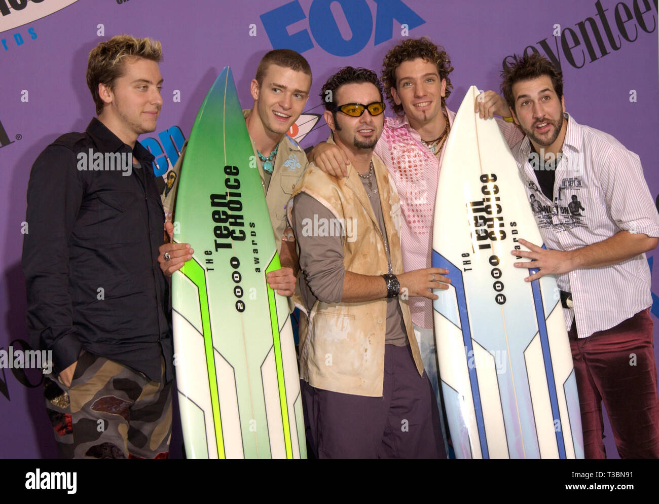 LOS ANGELES, CA. August 12, 2001: Pop group *NSYNC at the 2001 Teen ...