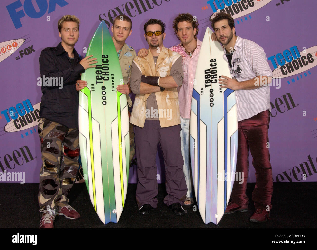 LOS ANGELES, CA. August 12, 2001: Pop group *NSYNC at the 2001 Teen ...