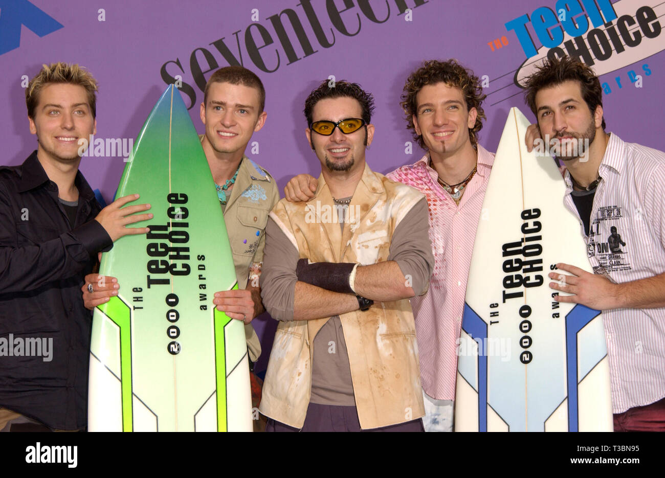 LOS ANGELES, CA. August 12, 2001: Pop group *NSYNC at the 2001 Teen Choice Awards at the ...
