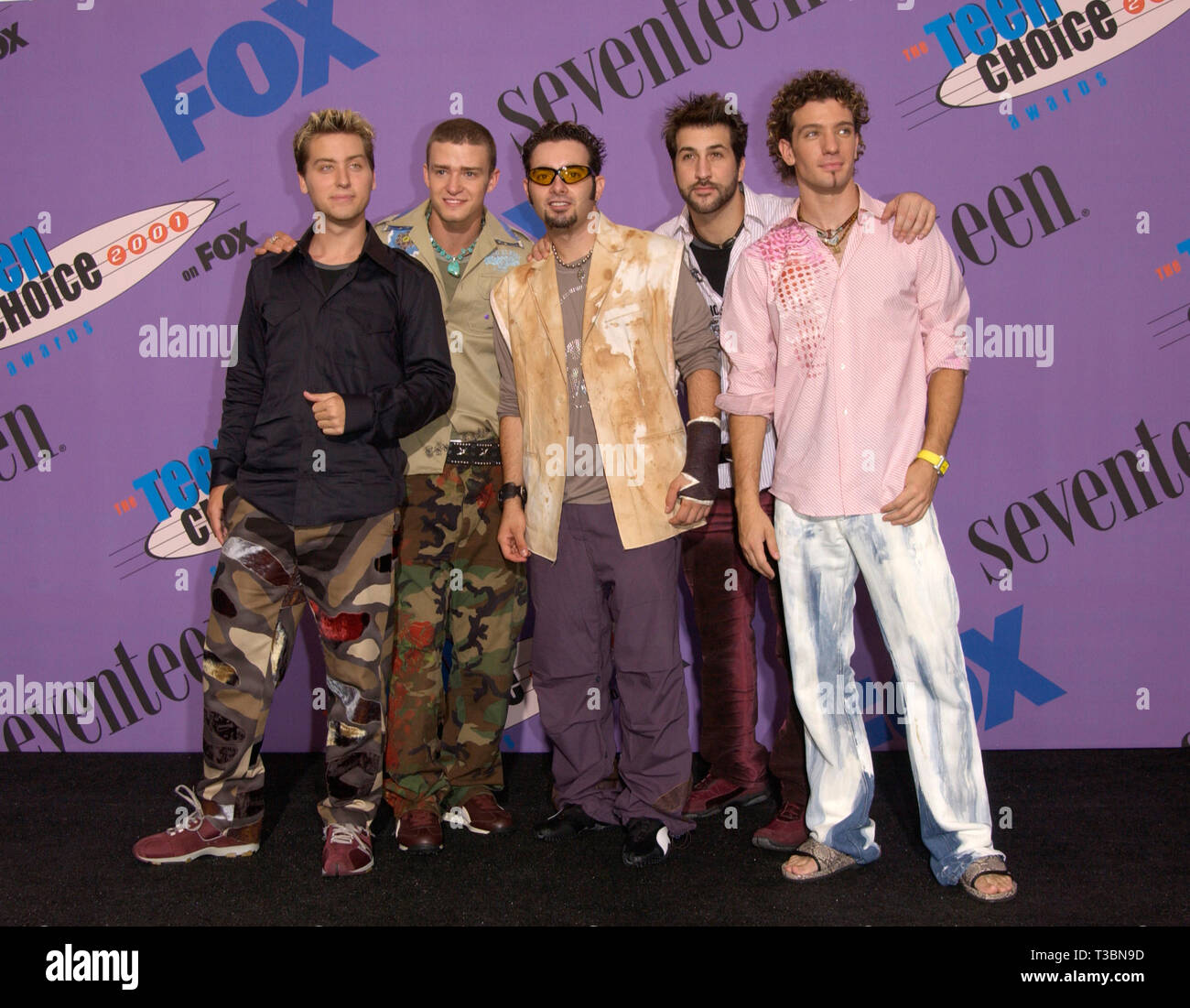 LOS ANGELES, CA. August 12, 2001: Pop group *NSYNC at the 2001 Teen ...